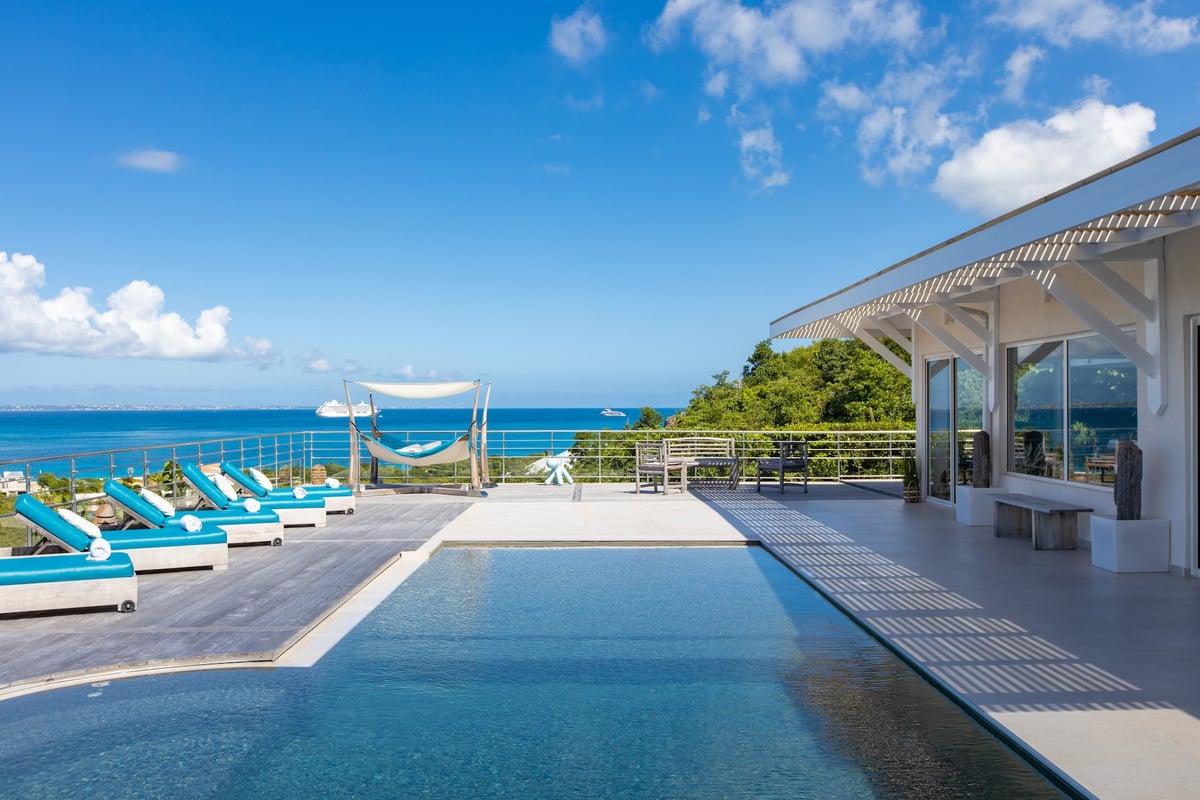 Azur Dream | Les Terres Basses, Saint Martin | Rental Escapes