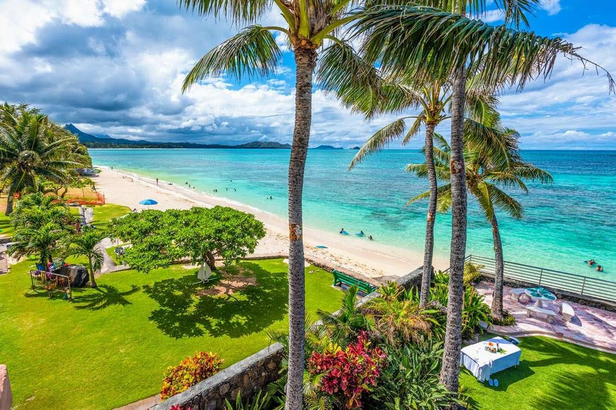 The Royal Hawaiian Estate | Waimanalo Beach, Hawaii | Rental Escapes