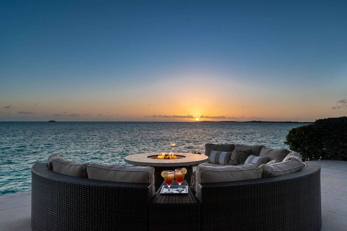 Emerald Cay | Silly Creek, Turks & Caicos | Rental Escapes