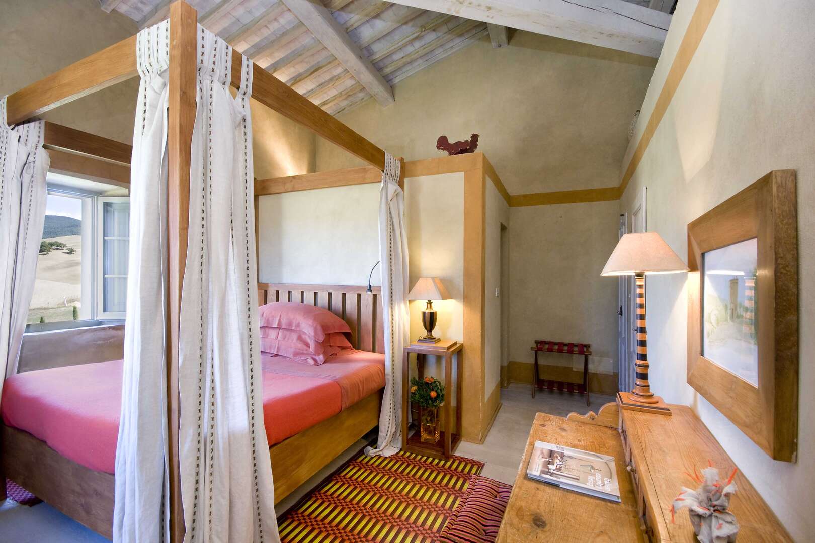 Villa Contea | Contignano, Italy