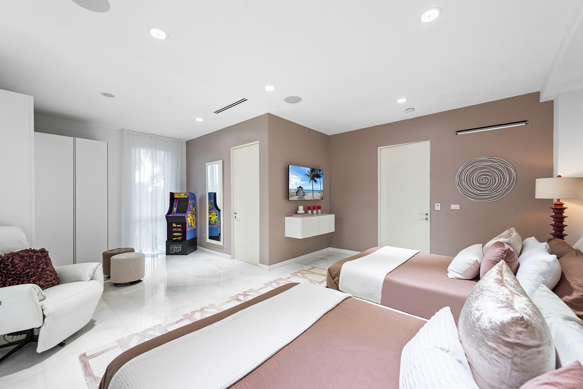 Villa Crest | South Miami, Florida