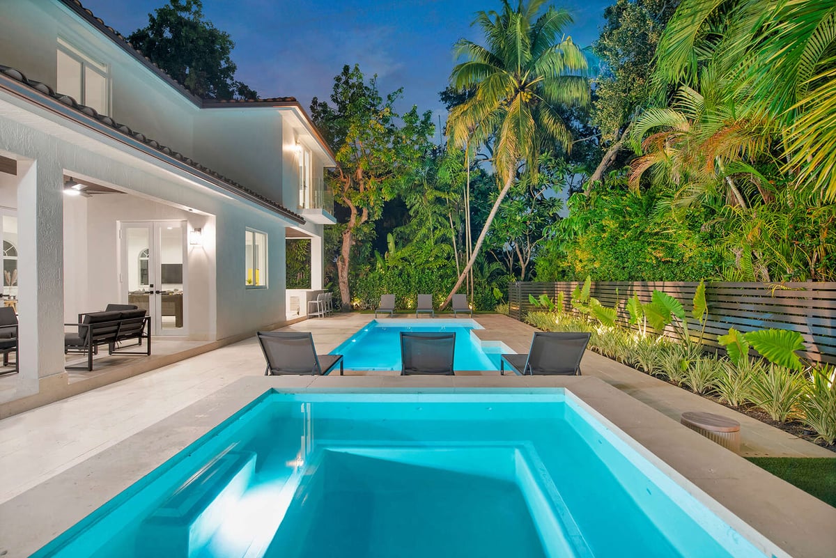South Miami Villas & Luxury Vacation Rentals : Rental Escapes