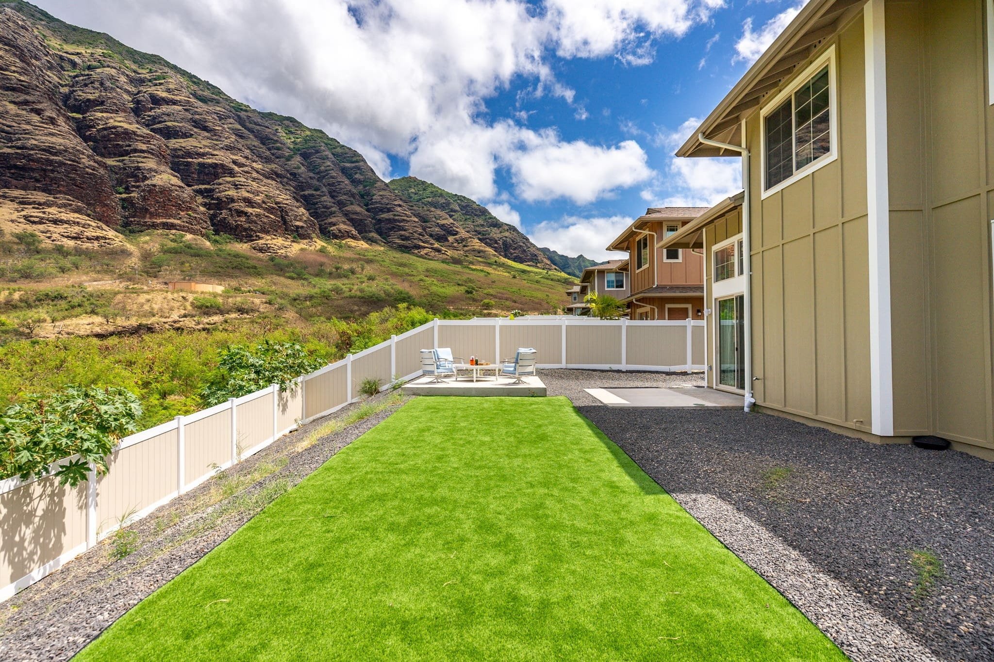 Mountain's Embrace | Makaha Valley, Oahu