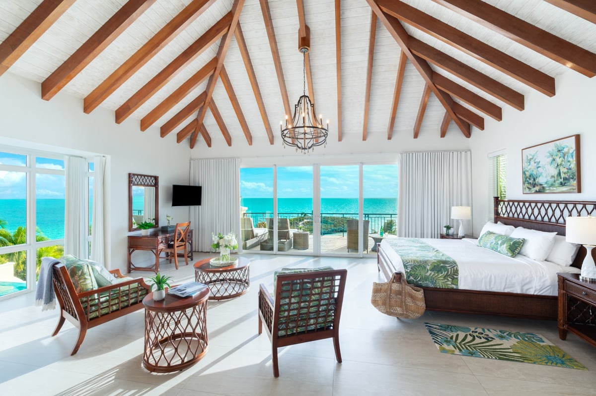 Emara | Turtle Tail, Turks & Caicos | Rental Escapes