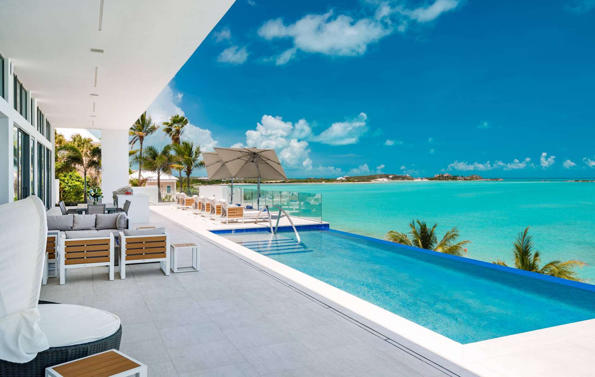 Blue Vista | Turtle Tail, Turks & Caicos
