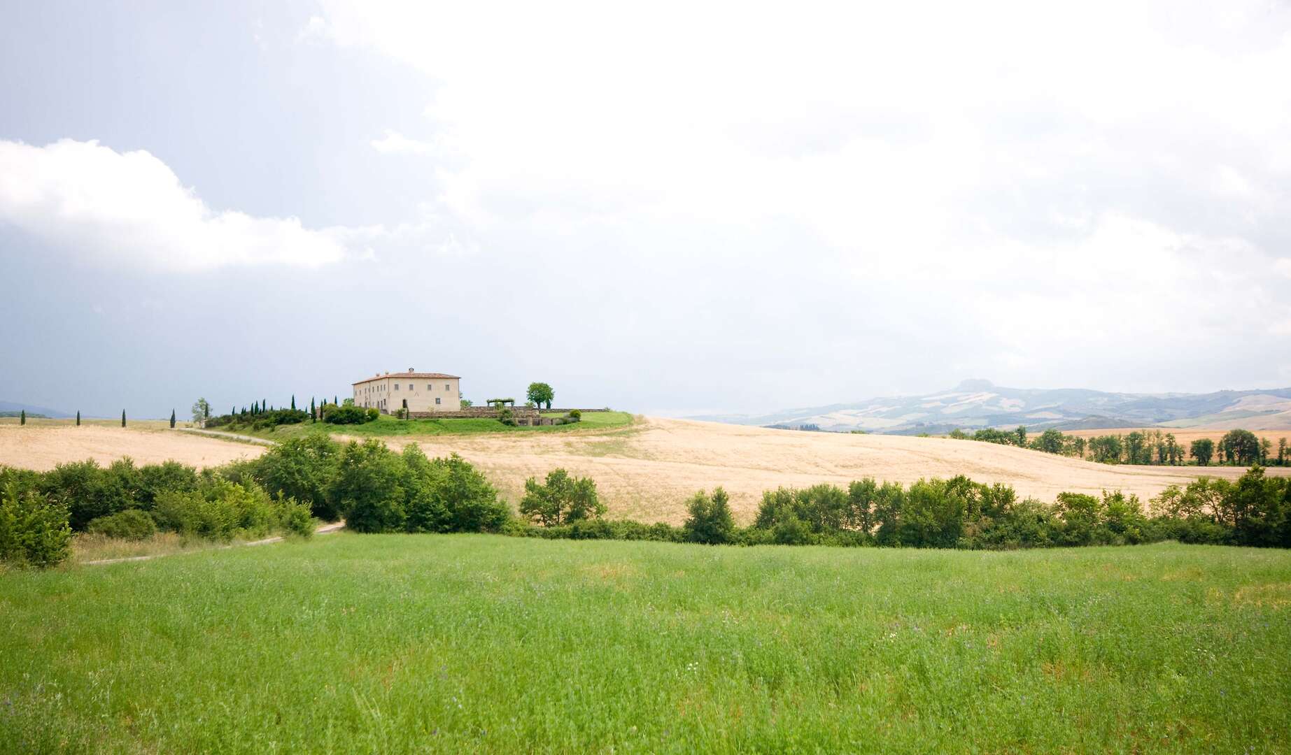 Villa Contea | Contignano, Italy