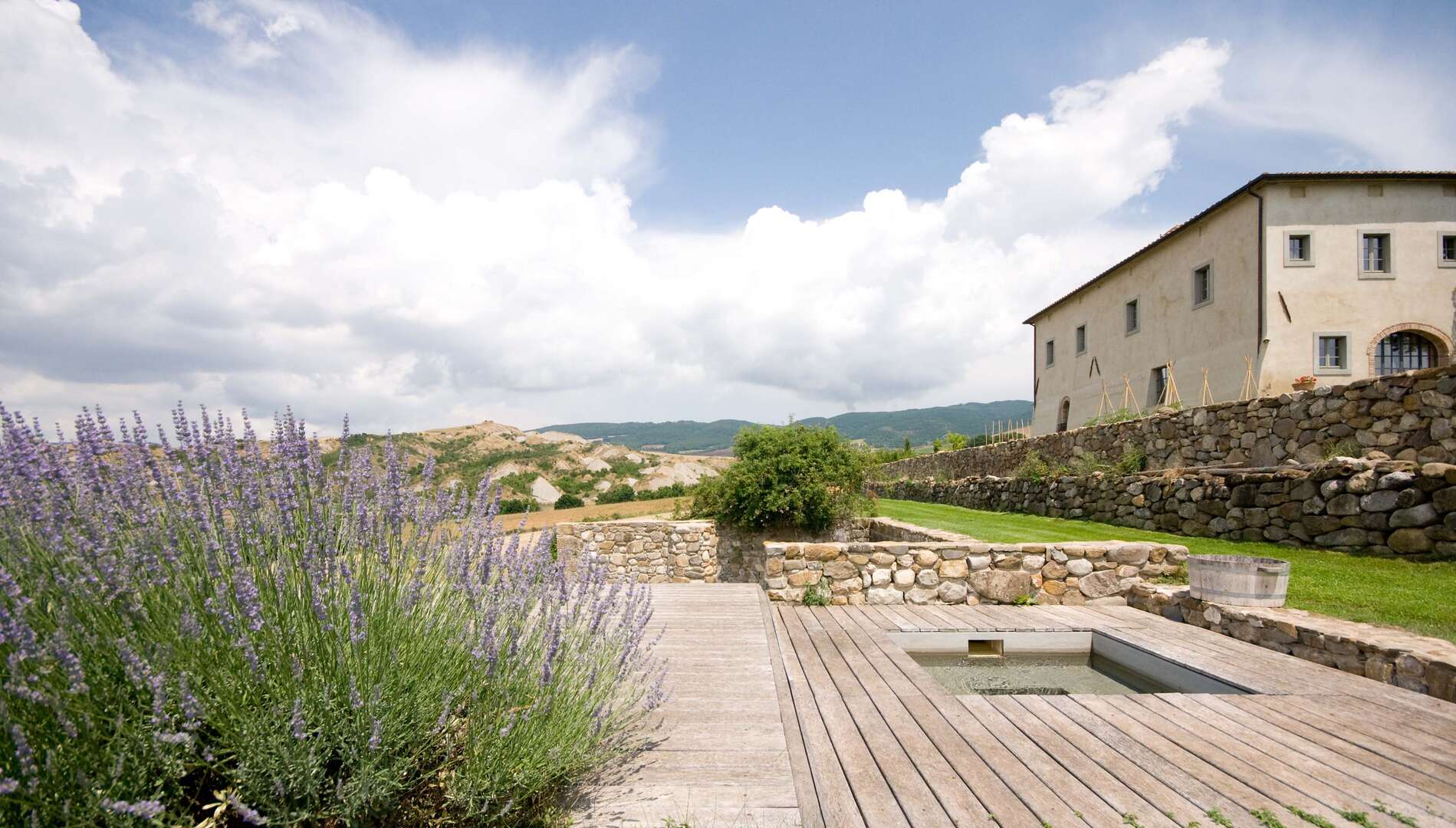 Villa Contea | Contignano, Italy