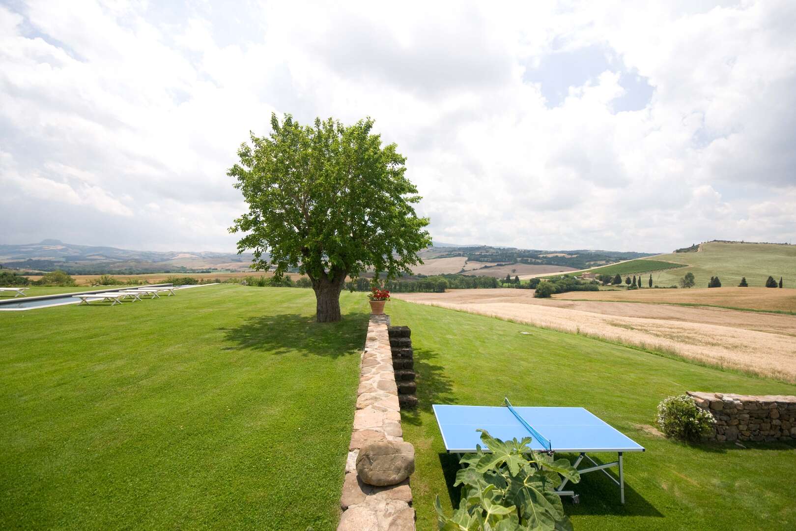 Villa Contea | Contignano, Italy