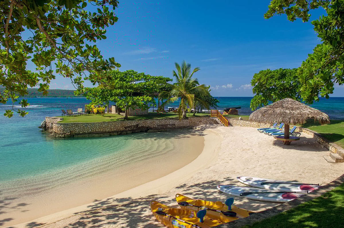 Fortlands Point | Discovery Bay, Jamaica | Rental Escapes